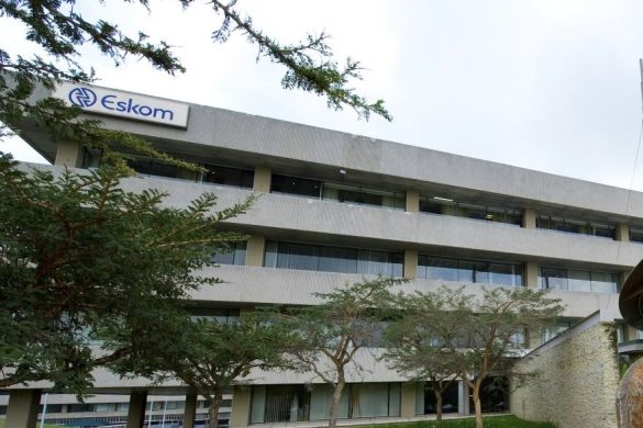 E/Guinea Strikes $690 Million Chevron Deal to Boost LNG Output