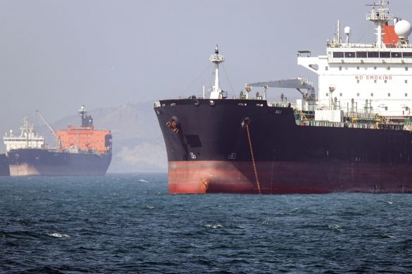 E/Guinea Strikes $690 Million Chevron Deal to Boost LNG Output